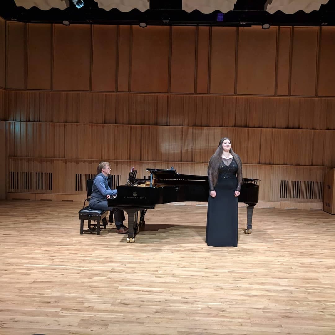 Emily Sloan | Find professional singers | Audition Oracle